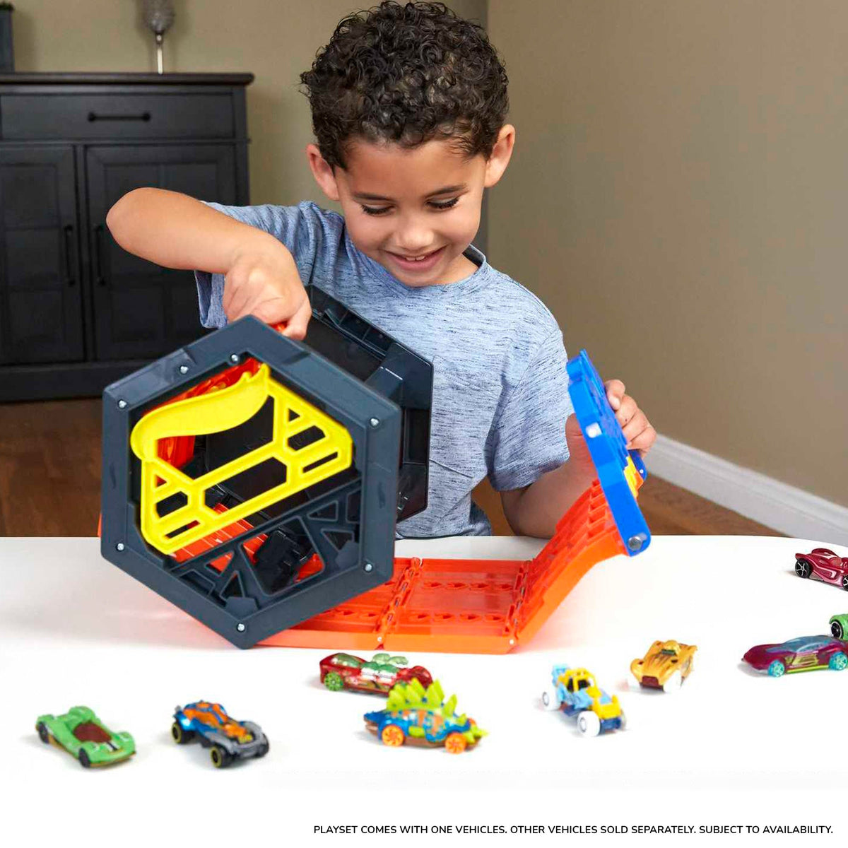 Hot Wheels Roll Out Raceway Track Set, Storage Bucket Unrolls Into 5 ...